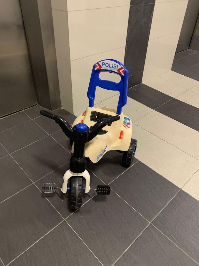 Kids Peddle Toy Car / Police Vehicle / Play Vehicle / Walker / Kick Car ...