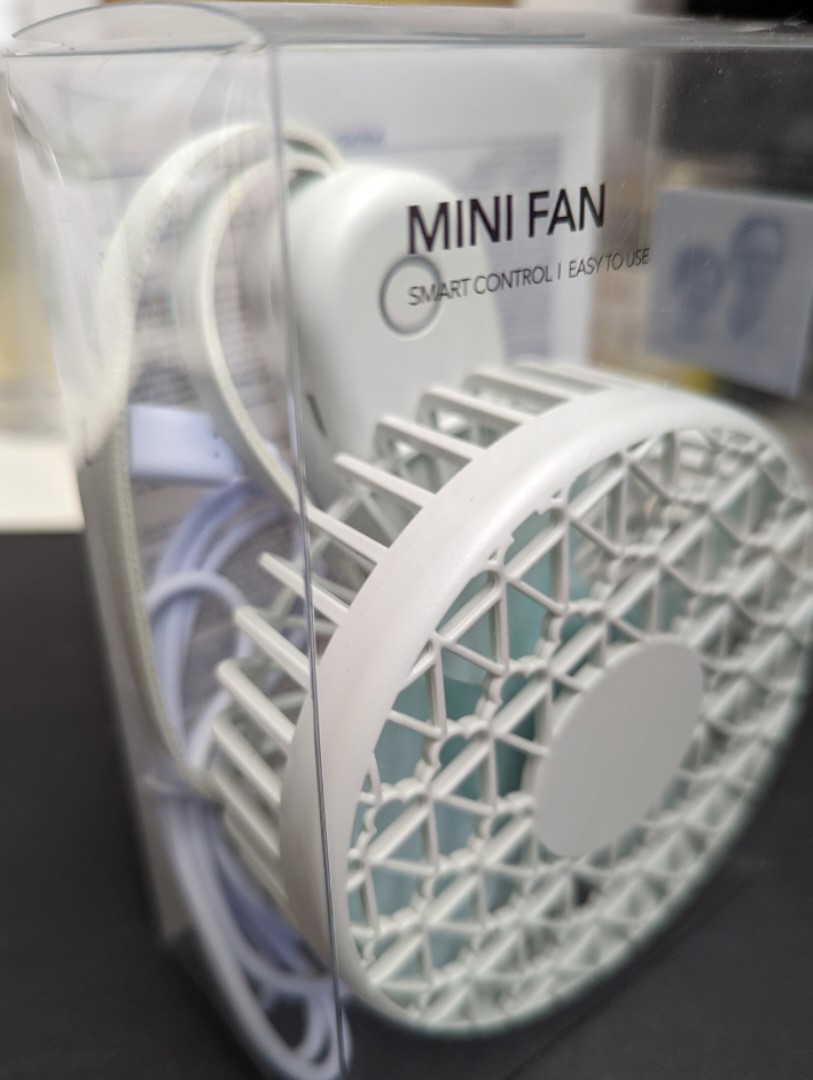 Miniso Portable Fan 1200mAh Lithium Battery Built In, Everything Else ...