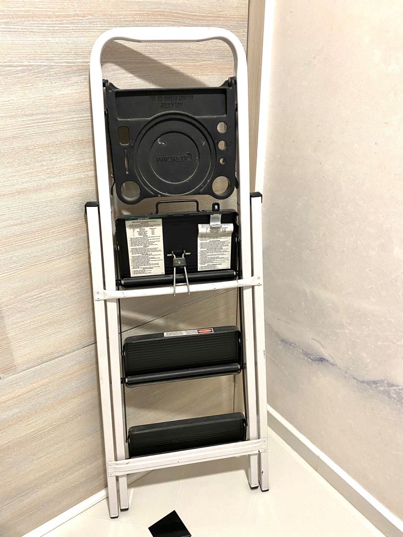 OSHA step ladder 4ft.6-1/2inch, Furniture & Home Living, Home ...