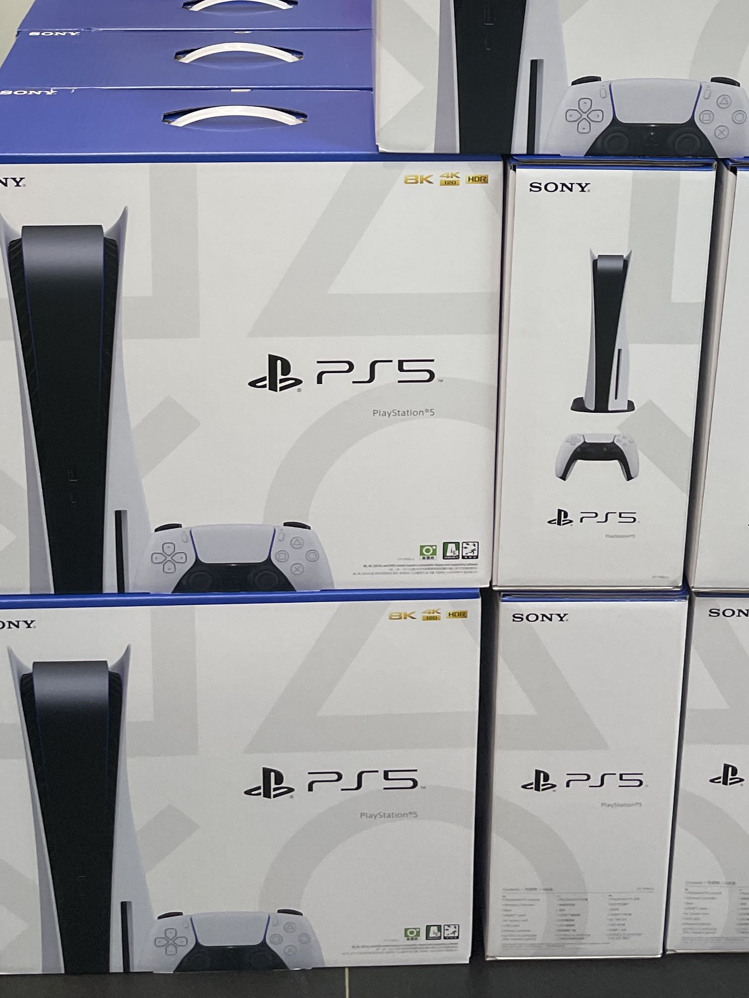 全新香港行貨PS5光碟版, 電子遊戲, 電子遊戲機, PlayStation - Carousell