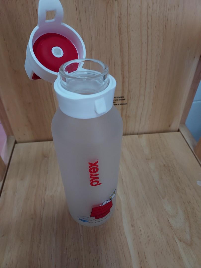 Pyrex Peanuts Limited Edition Glass Water Bottle, Furniture & Home ...