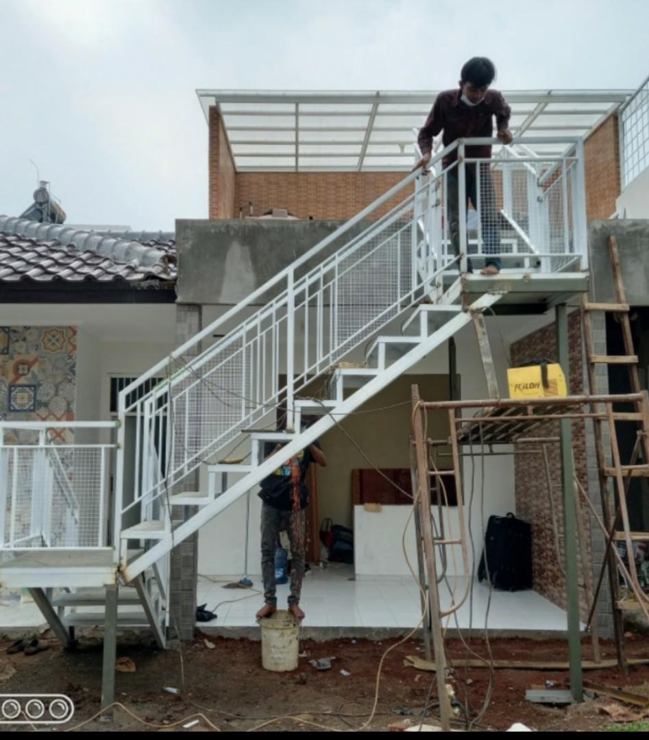 Bordes Tangga Kipas - Perumperindo.co.id