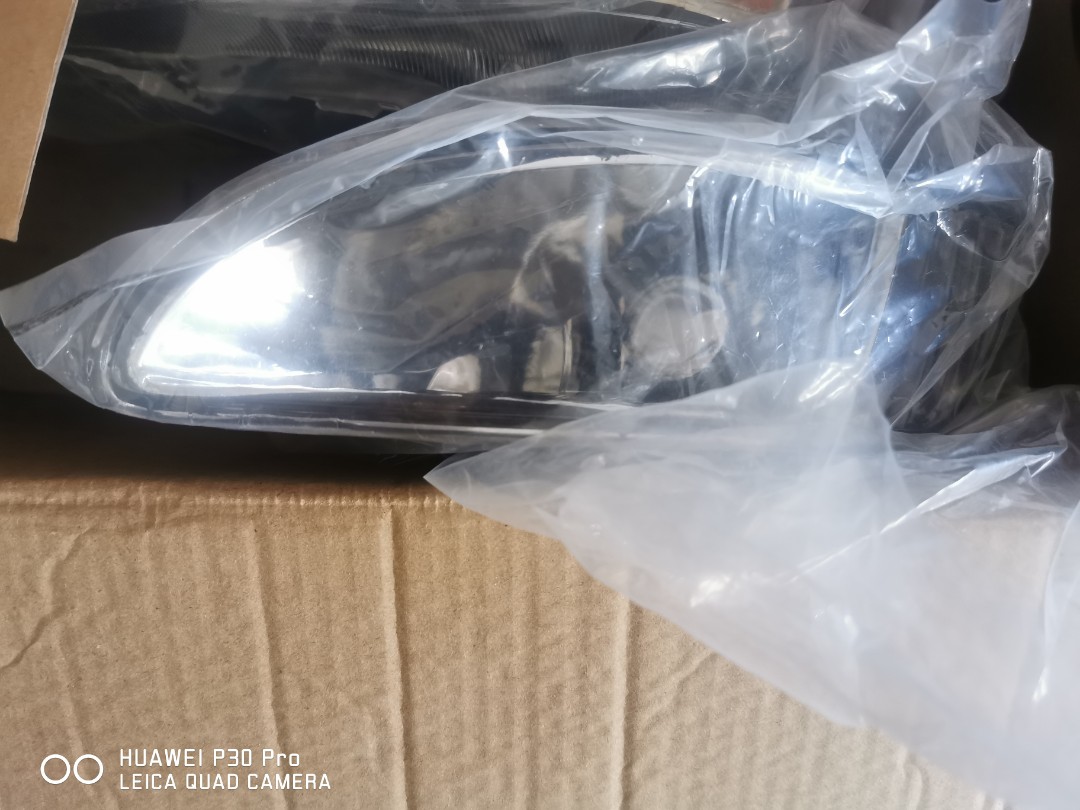 Toyota harrier acu30 headlight, foglight, Car Accessories, Electronics ...