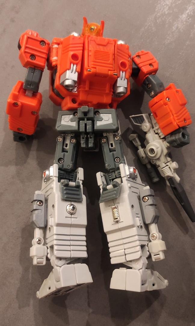 Transformers Mega Steel Autobot Blaster, Hobbies & Toys, Toys & Games ...