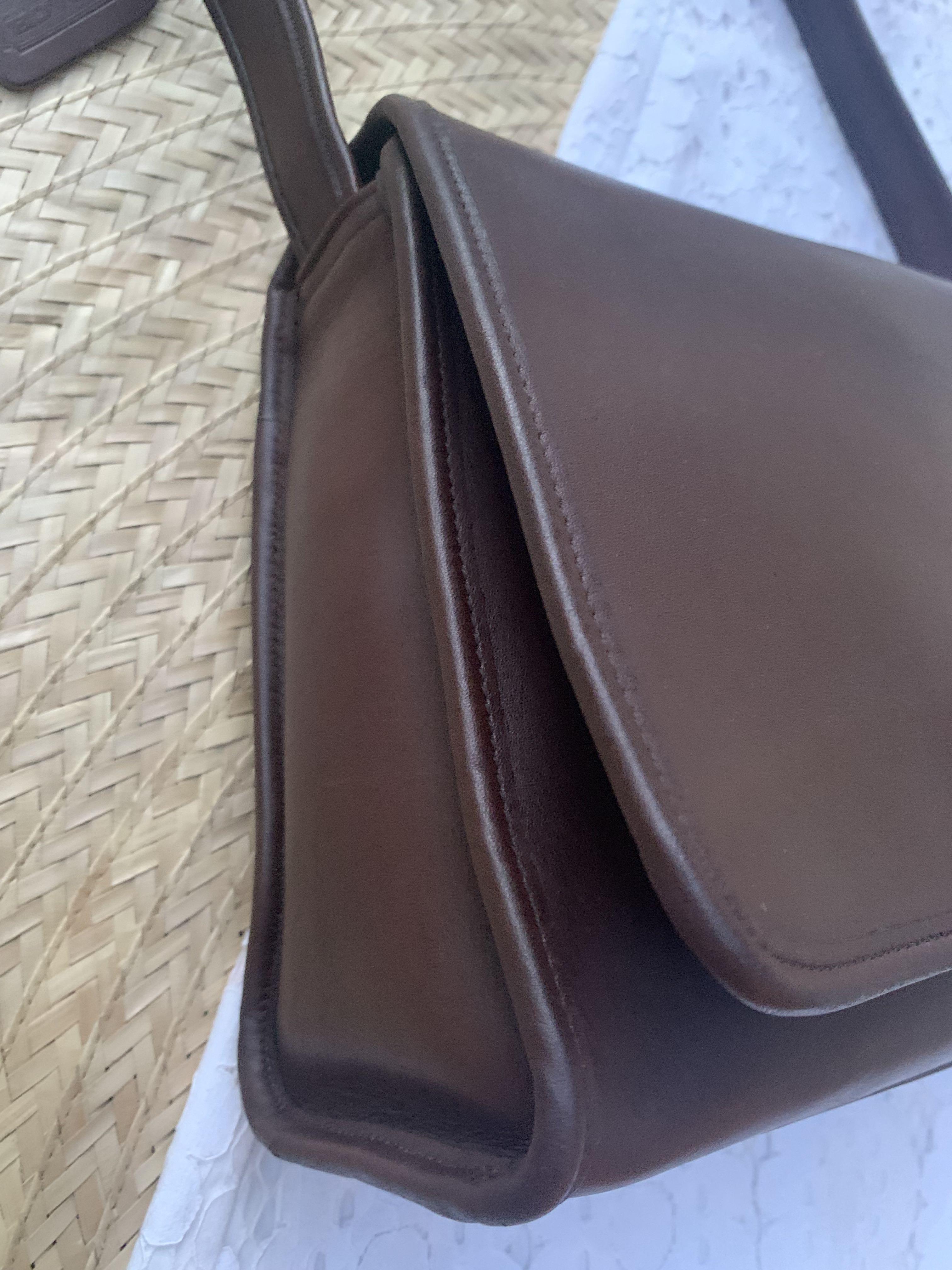 Vintage Coach Aero Flap 9054, Luxury, Bags & Wallets on Carousell