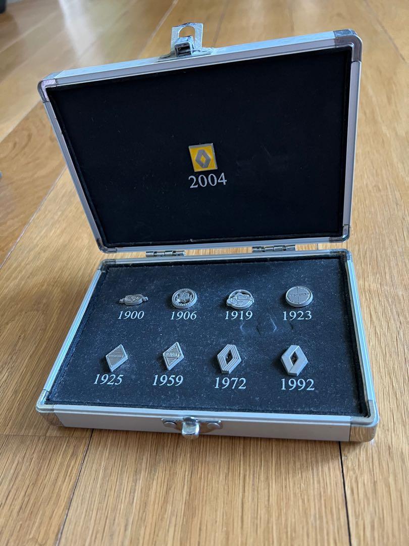 Vintage Renault Insignia Badges, Hobbies & Toys, Memorabilia ...