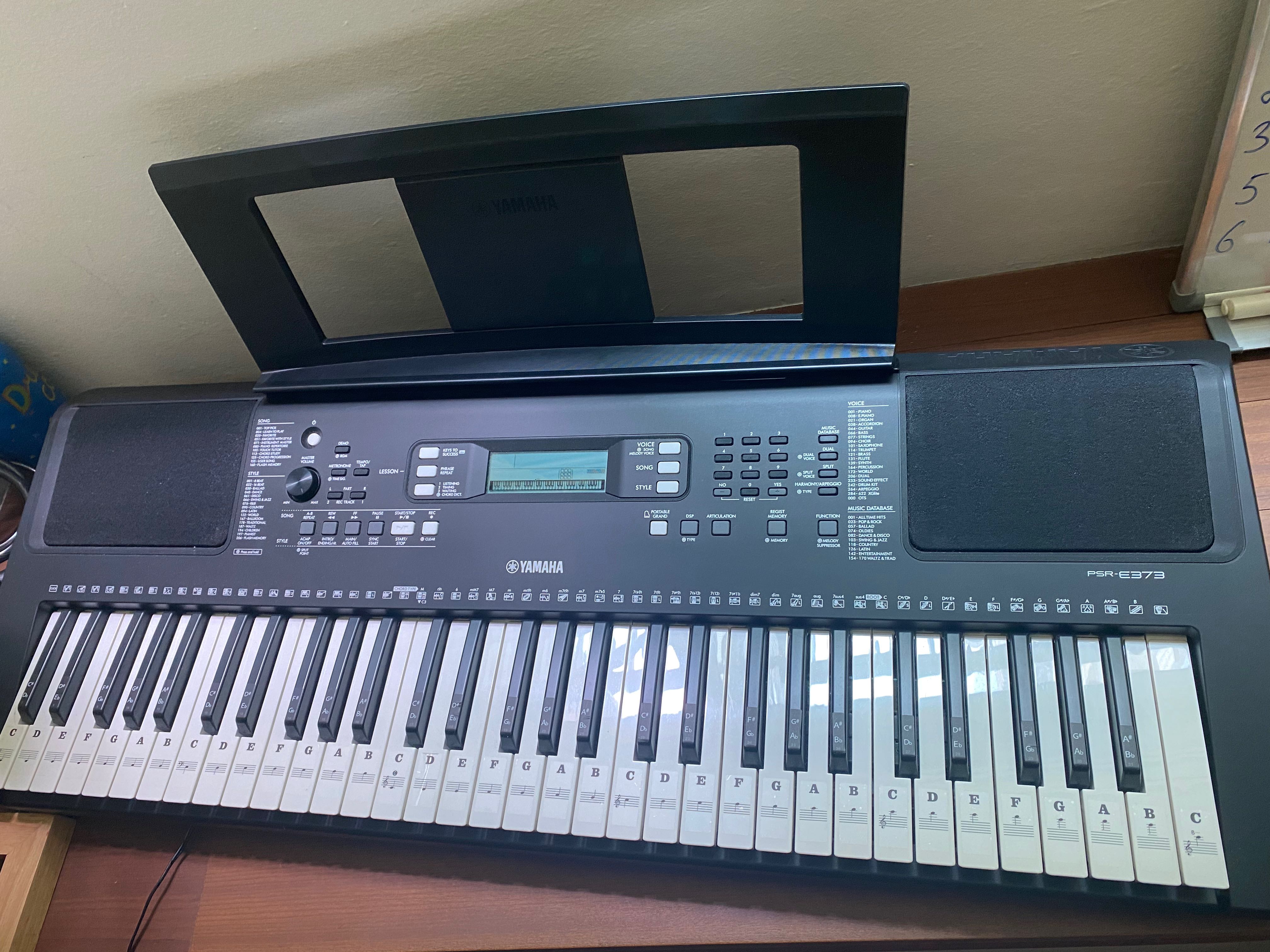 Yamaha keyboard, Hobbies & Toys, Music & Media, Musical Instruments on ...