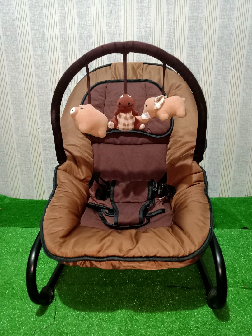 Baby rocker japan made, Babies & Kids, Infant Playtime on Carousell