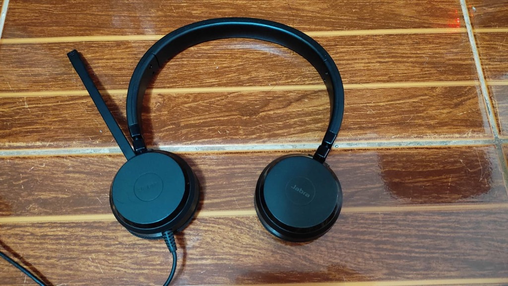 Jabra Evolve Noise Cancelling Headset USB Type With Mic Audio Headphones Headsets On