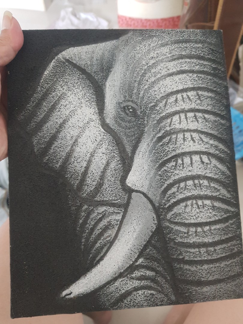 Lukisan gajah, Desain & Kerajinan Tangan, Karya Seni di Carousell
