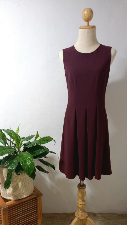 Maroon office dress, Women's Fashion, Dresses & Sets, Dresses on Carousell