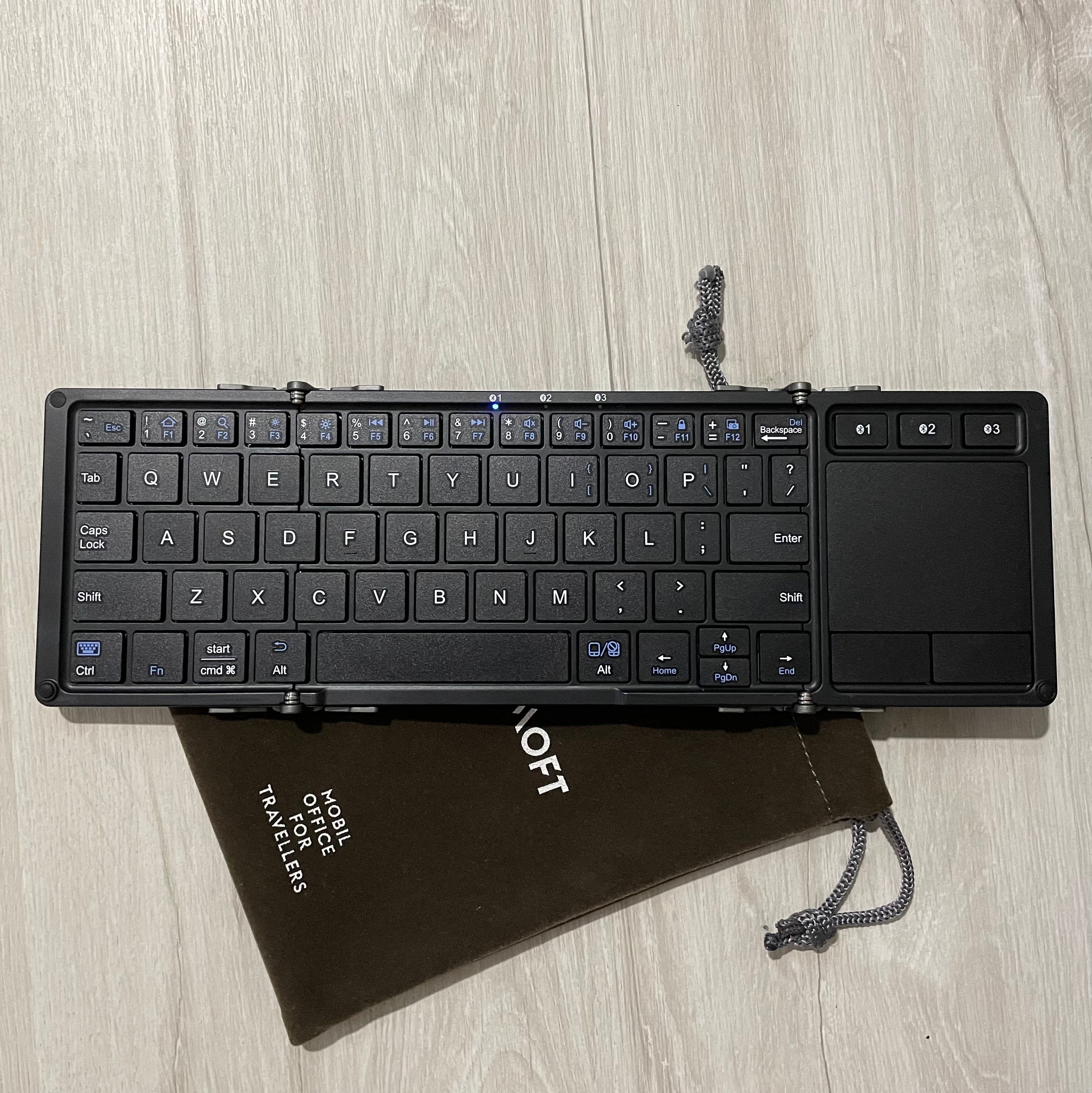 MOFT Float Keyboard, Mobile Phones & Gadgets, Mobile & Gadget ...