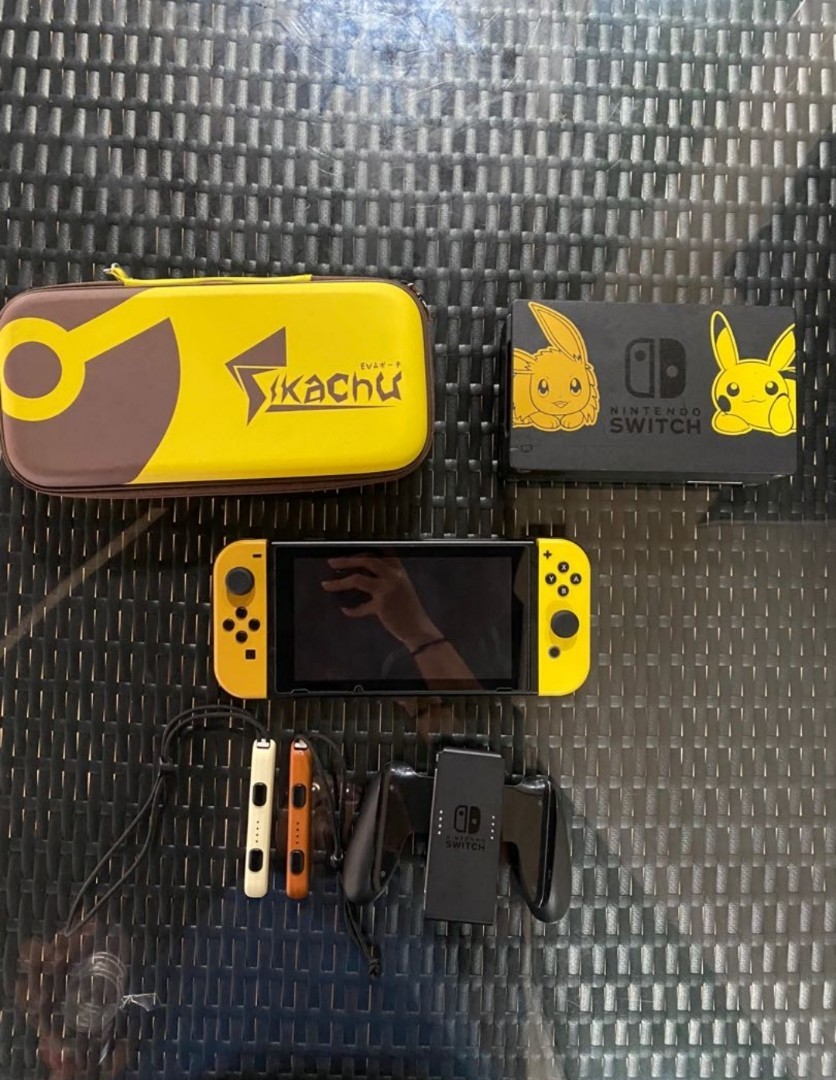 NINTENDO SWITCH POKEMON EDITION, Video Gaming, Video Game Consoles ...