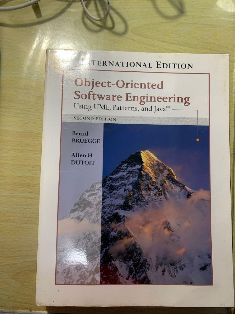 Object Oriented Software Engineering Using Uml Patterns And Java Hobbies And Toys Books