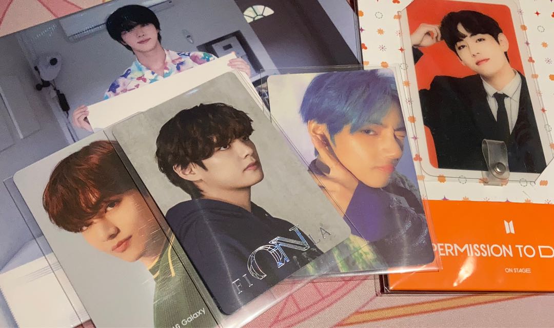 Official Merch BTS, Hobbies & Toys, Memorabilia & Collectibles, K-Wave ...