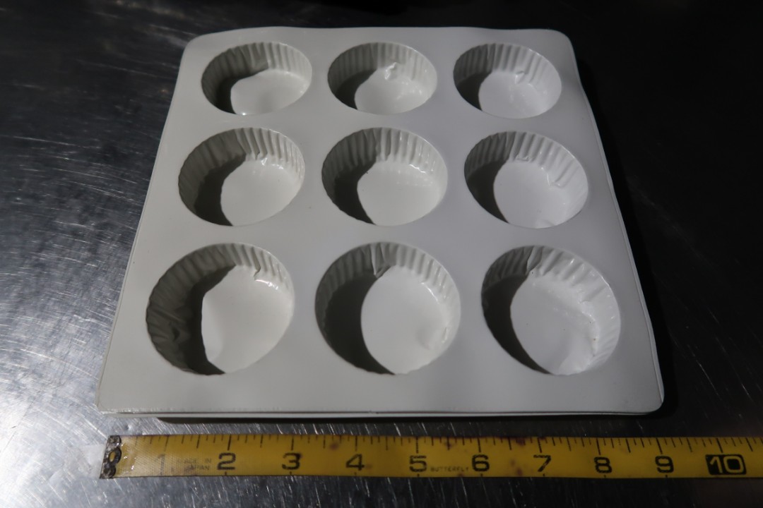 Plastic Cupcake Holder/Divider (9 holes), Furniture & Home Living ...