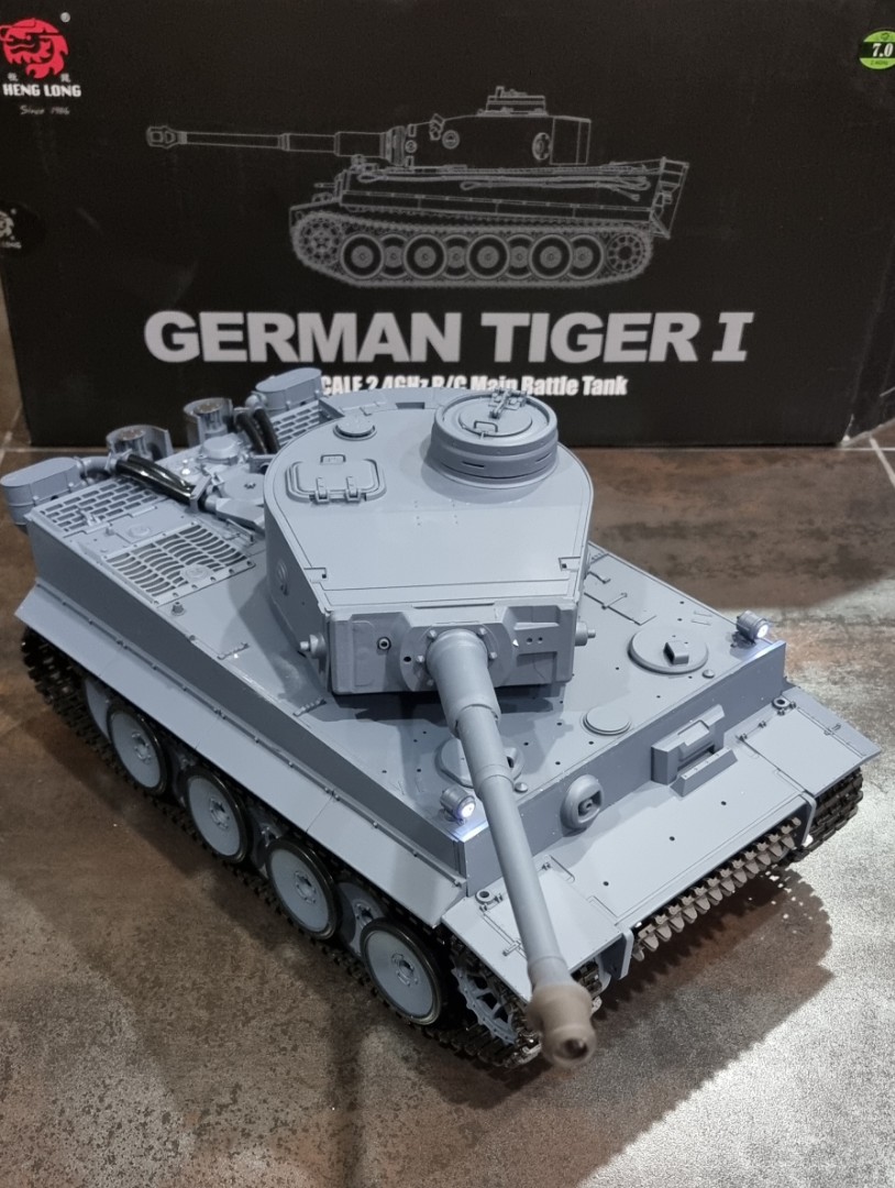 Heng Long 1/16 RC Tiger I WWII Tank, Hobbies & Toys, Toys & Games on ...