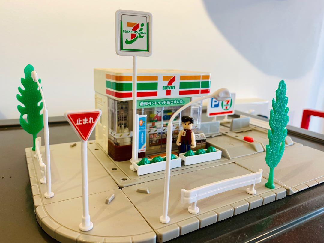 Takara Tomy Tomica 7-Eleven Seven Eleven Diorama Playset, Hobbies & Toys, Toys & Games on Carousell