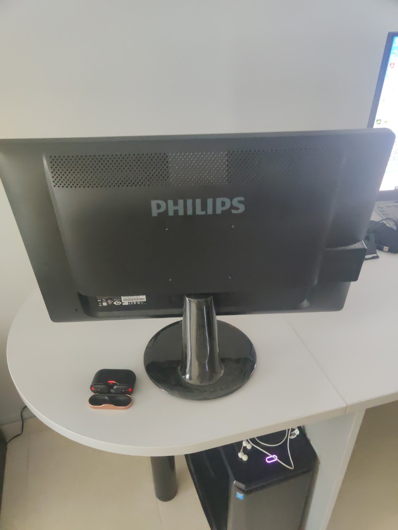 Used 24inch Philips monitor and Sony wf - mx3, Computers & Tech, Parts ...