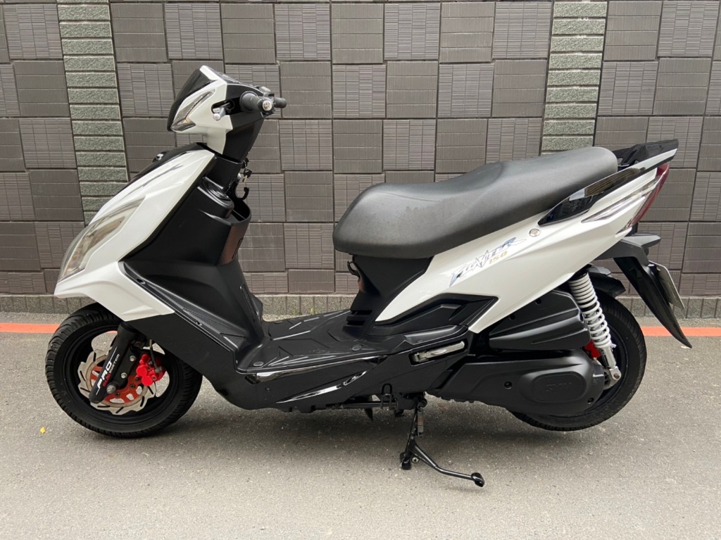 【貳輪嶼車業-新北中和】2011年 SYM FIGHTER 150 五代 #179 18歲低利分期, 機車, 新古保固在旋轉拍賣