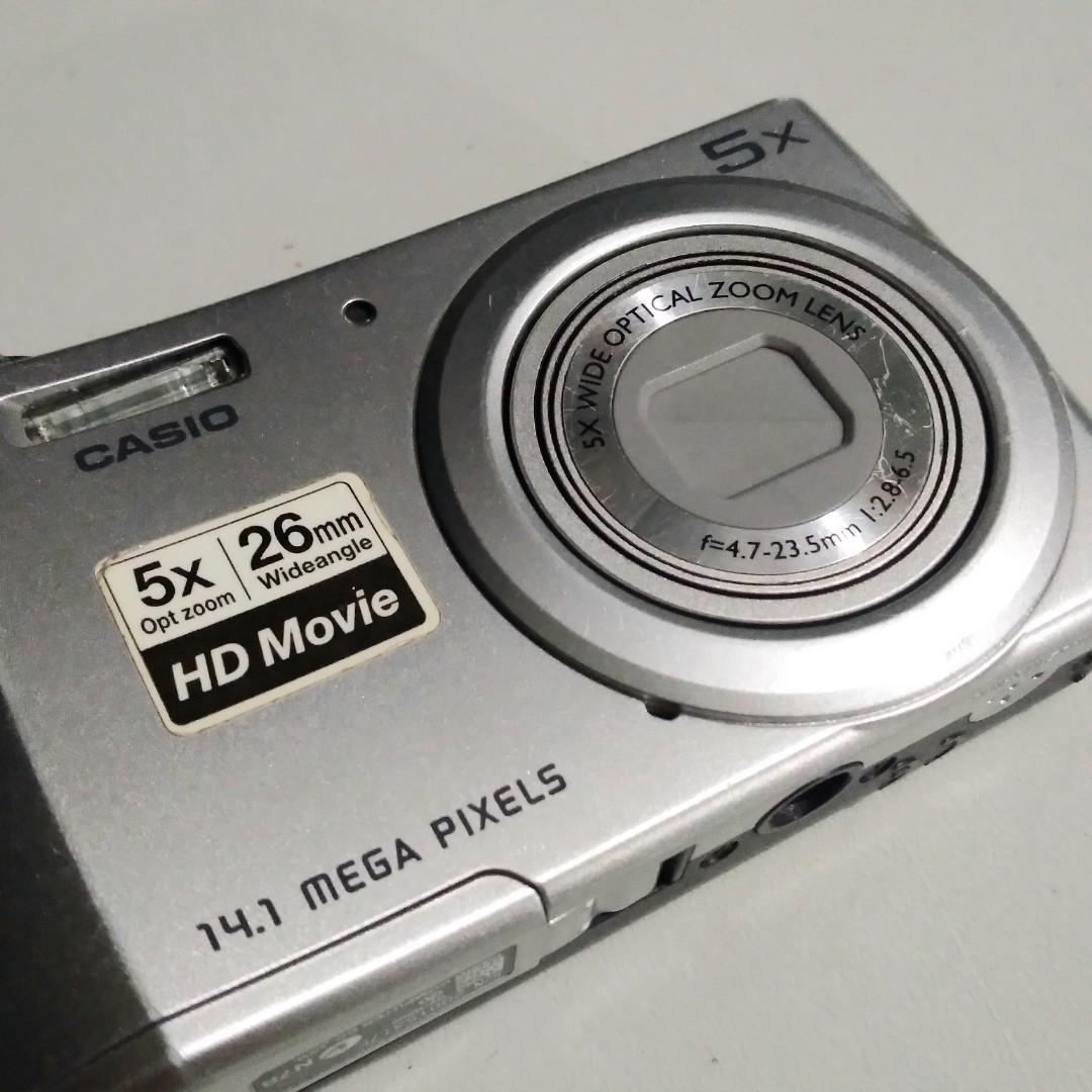 casio digital camera (working), Photography, Cameras on Carousell