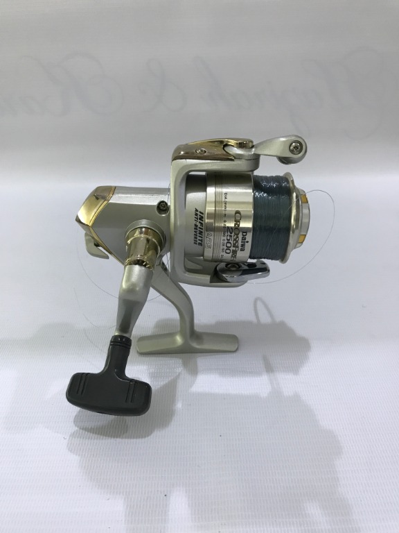 Daiwa Crossfire 2500 Spinning Reel, Sports Equipment, Fishing on Carousell
