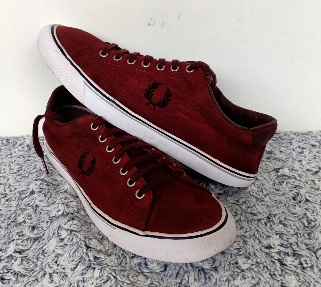 FRED PERRY CANVAS SNEAKER, Men's Fashion, Footwear, Sneakers on Carousell