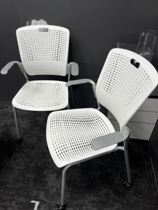 Humanscale stackable CINTO Office seminar Chair with castors, Furniture ...