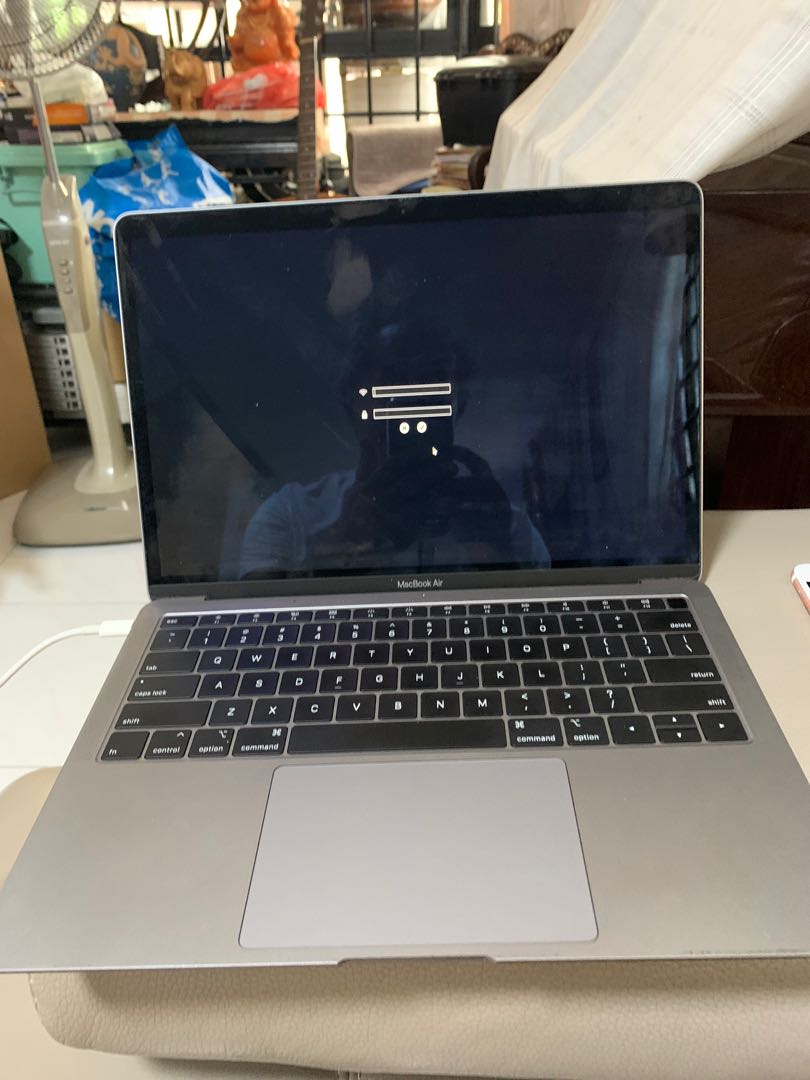 MacBook Air 13 in led screen only, Computers & Tech, Laptops ...