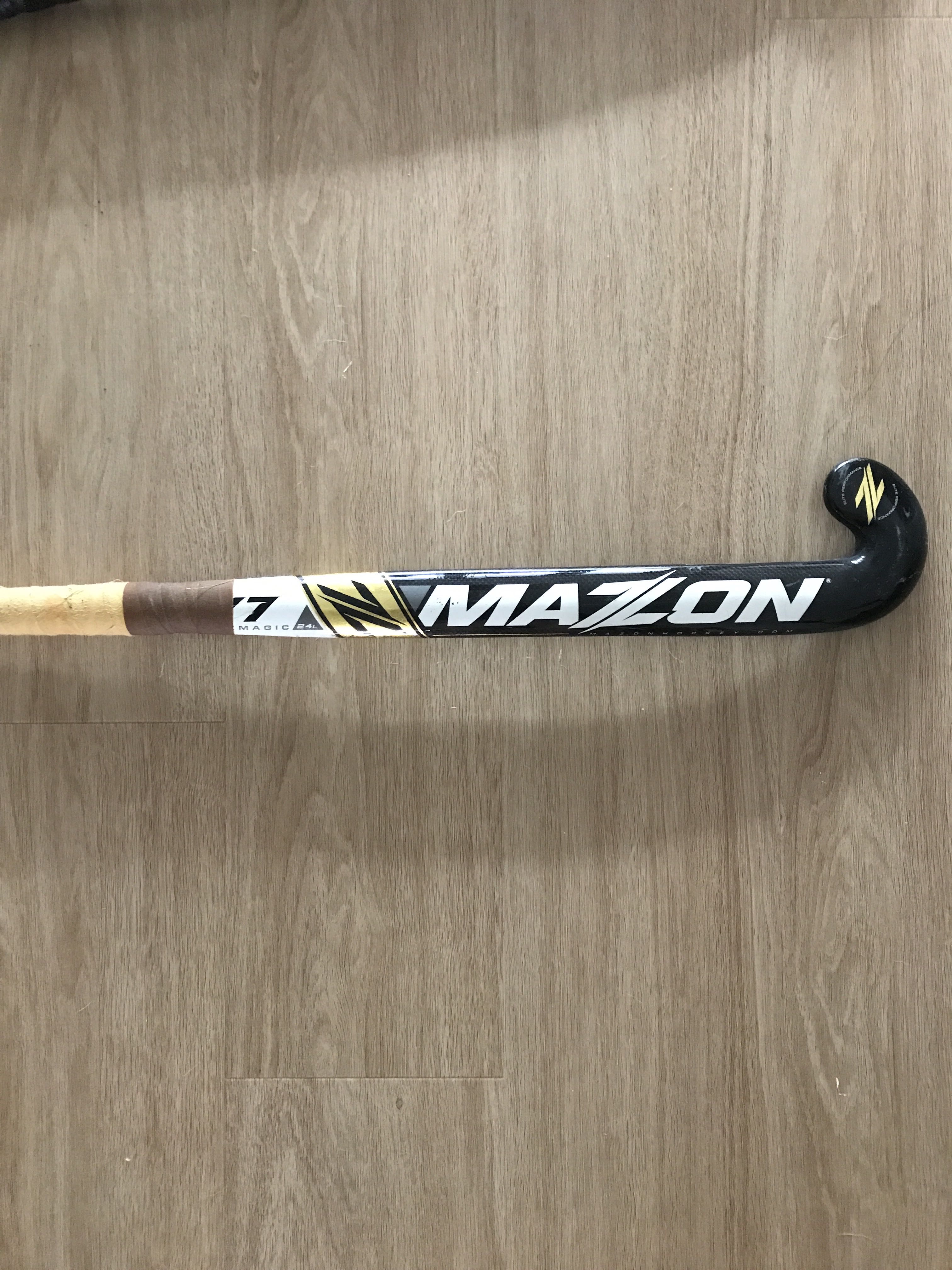 MAZON BLACK MAGIC V7 HOCKEY STICK, Sports Equipment, Sports & Games ...