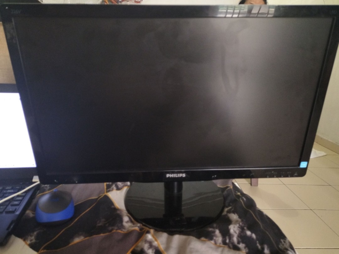 Phillips 226V4L 21.5-inch LCD Monitor, Computers & Tech, Parts ...