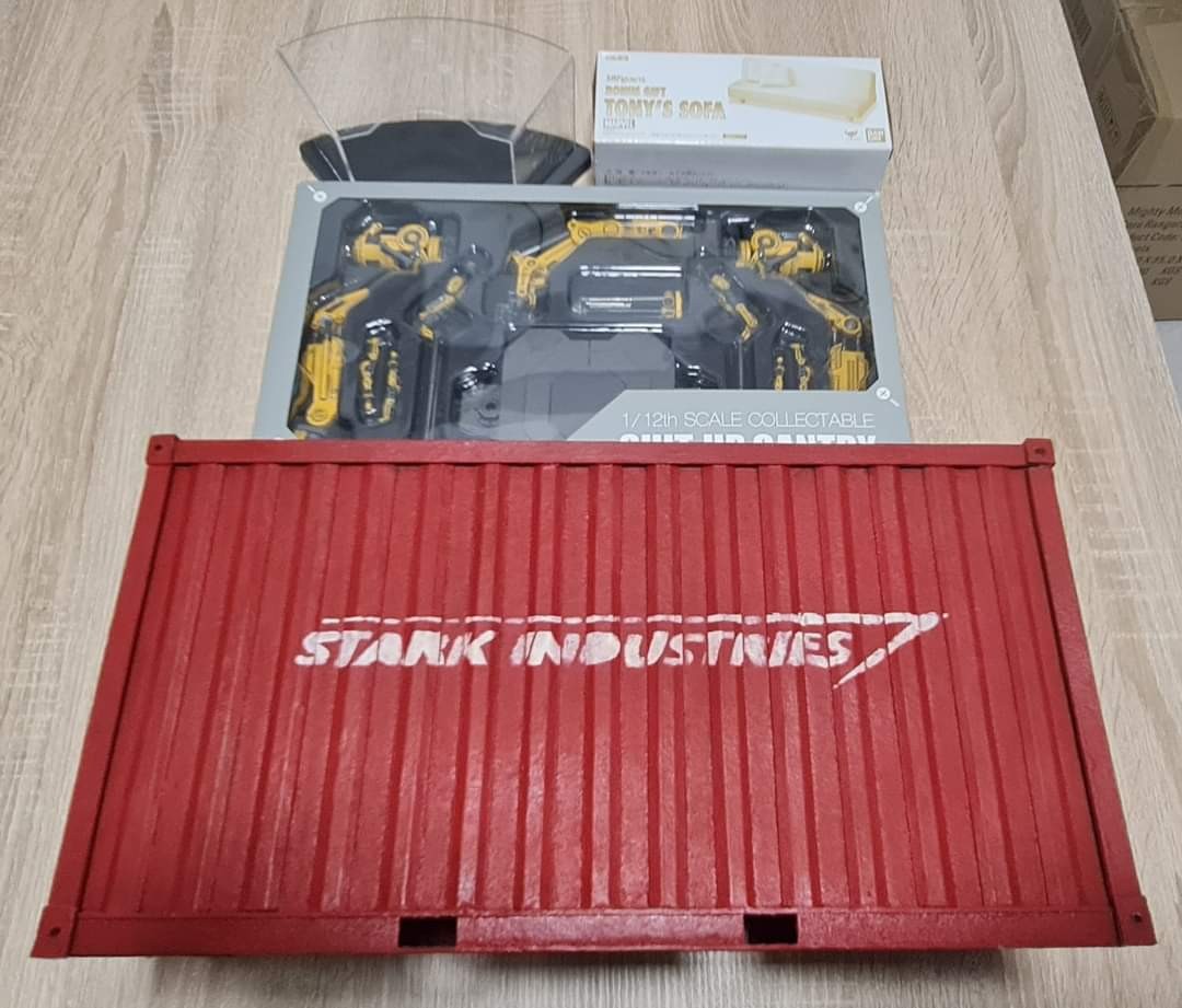 Stark Industries container, Light Up Ironman control panel, SHF bonus ...