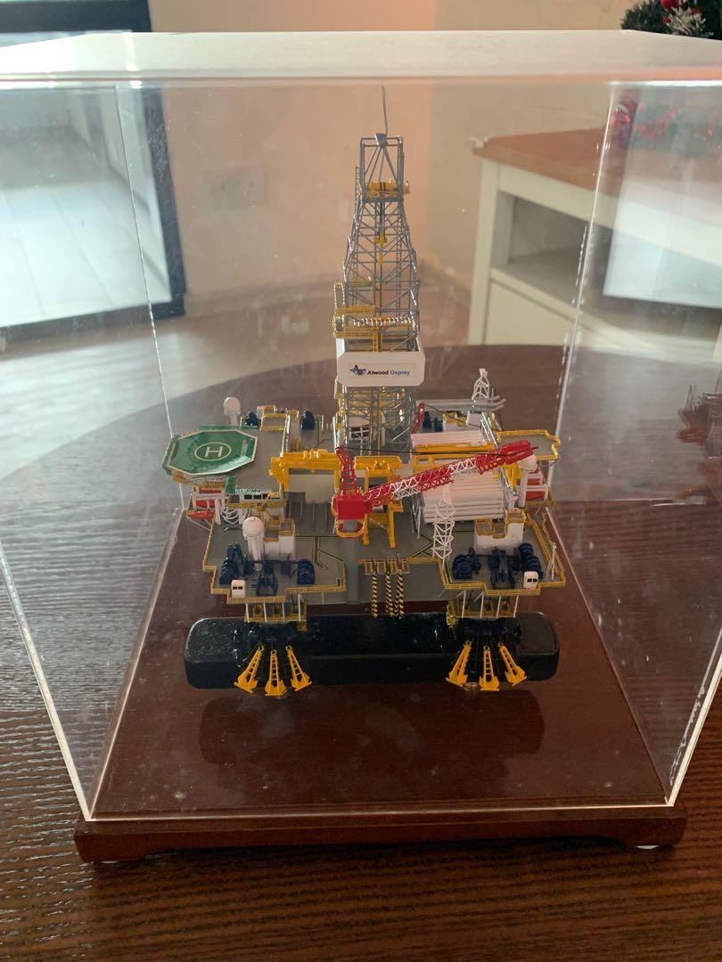 Toy scale Oil Rig Osprey, Hobbies & Toys, Memorabilia & Collectibles ...