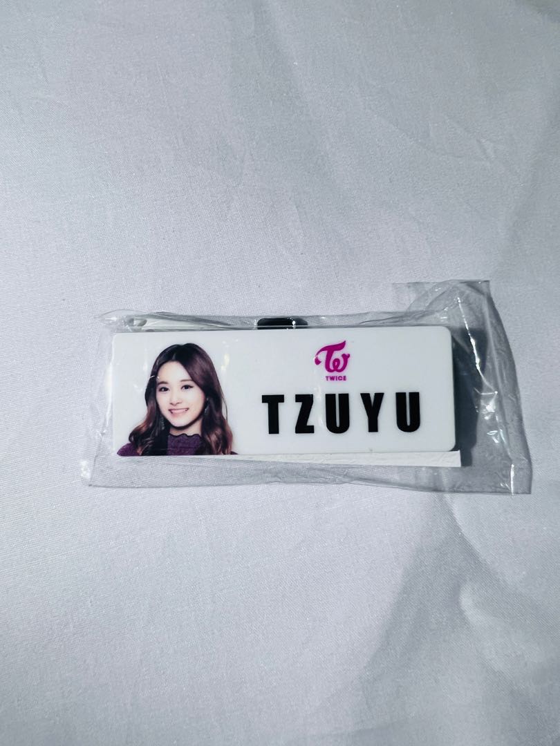 TZUYU NAME TAG DEBUT JAPAN, Hobbies & Toys, Collectibles & Memorabilia ...