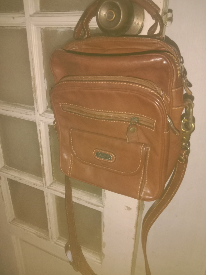 Vintage satchi, Women's Fashion, Bags & Wallets, Cross-body Bags on ...