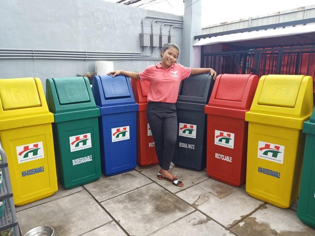 WASTE MASTER BIN, Furniture & Home Living, Cleaning & Homecare Supplies ...