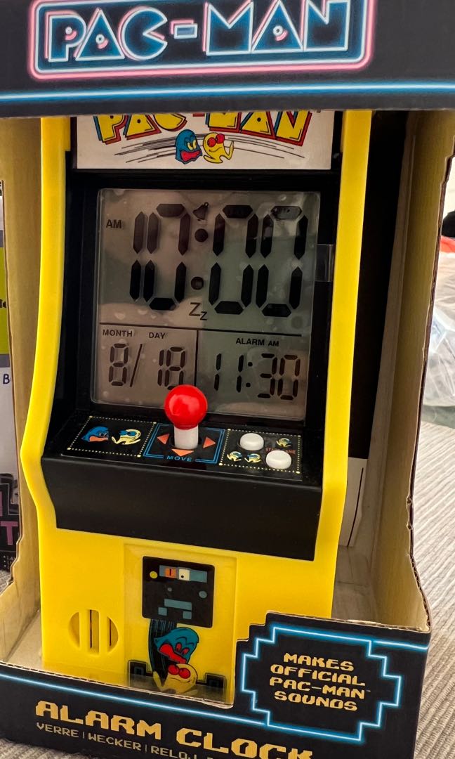 食鬼鬧鐘 pac-man alarm, 傢俬＆家居, 家居裝飾, 時鐘 - Carousell