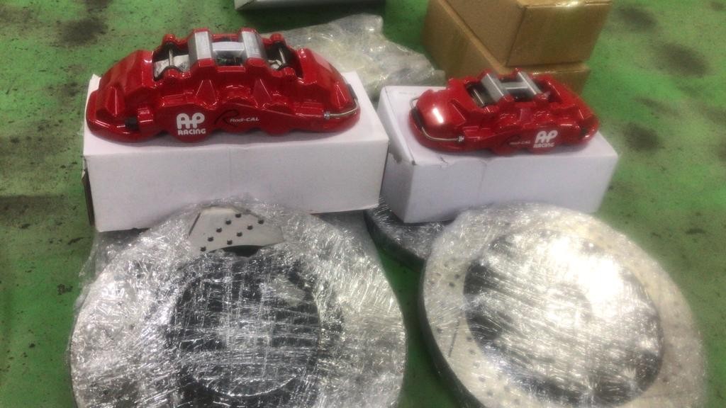 AP Racing 6 pot & 4 pot set, Car Accessories, Accessories on Carousell