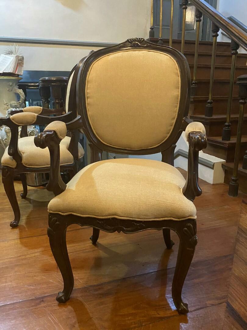 armed chair, Furniture & Home Living, Furniture, Chairs on Carousell