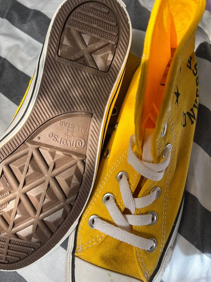 Converse Smiley Face, Women's Fashion, Footwear, Sneakers on Carousell