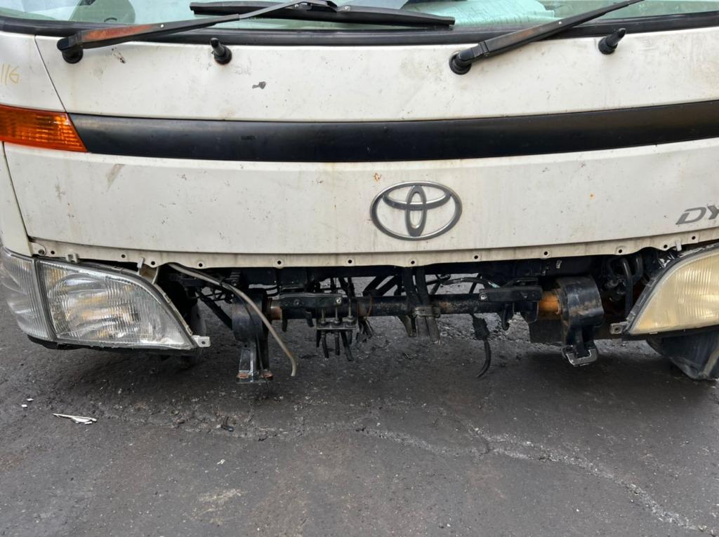 NOSE CUT TOYOTA HINO DYNA XZU412 SO5C, Auto Accessories on Carousell