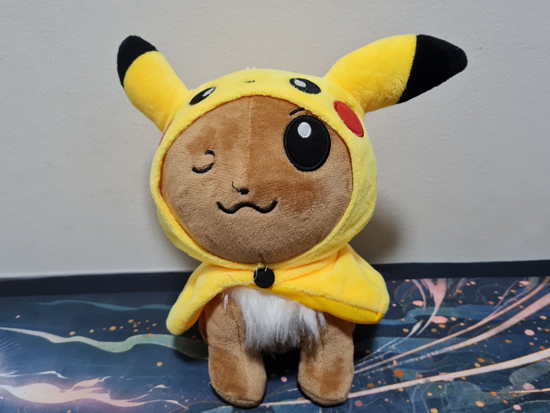 [Pre-Owned] Pokemon Eevee with Pikachu Coat Soft Toy/Plush, Hobbies ...