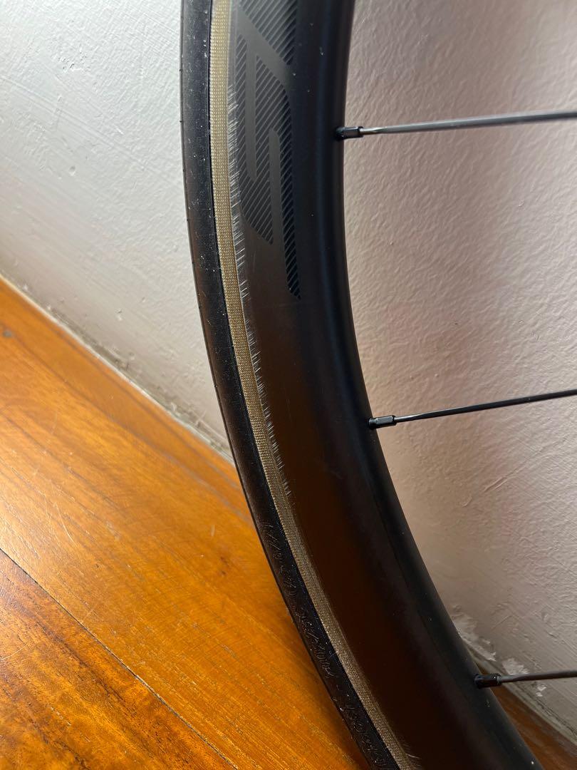 Scope R4 carbon ceramic wheelset 2020, Sports Equipment, Bicycles ...
