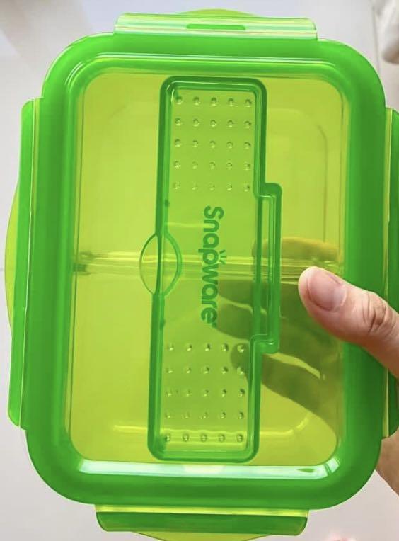 Snapware Pyrex Eco Divided container, Furniture & Home Living ...