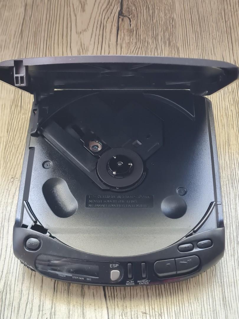 Sony D-235 Walkman Discman Portable CD Player, Audio, Portable Music ...