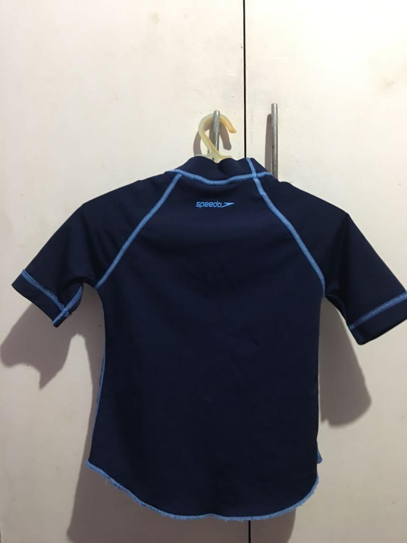 Speedo rash top for boys, Babies & Kids, Babies & Kids Fashion on Carousell
