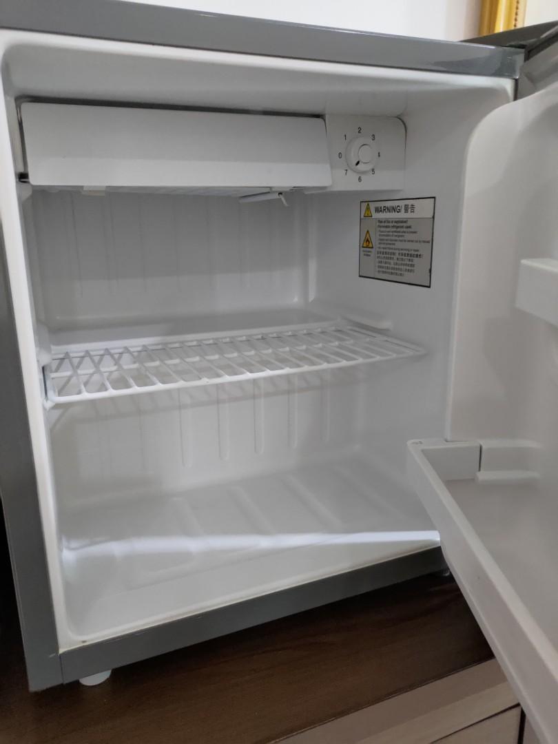 Tecno Mini Bar Fridge, TV & Home Appliances, Kitchen Appliances ...