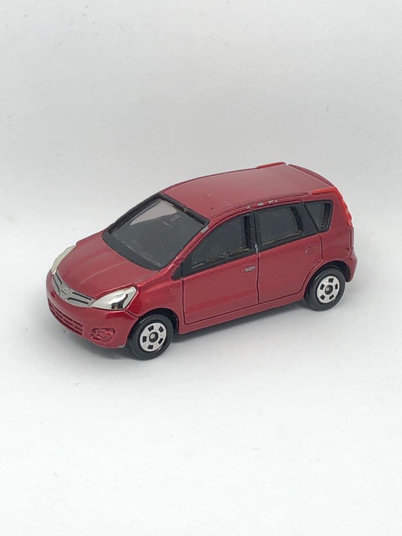 Tomy Tomica No.22 Nissan Note 淨車 中製, 興趣及遊戲, 玩具 & 遊戲類 - Carousell