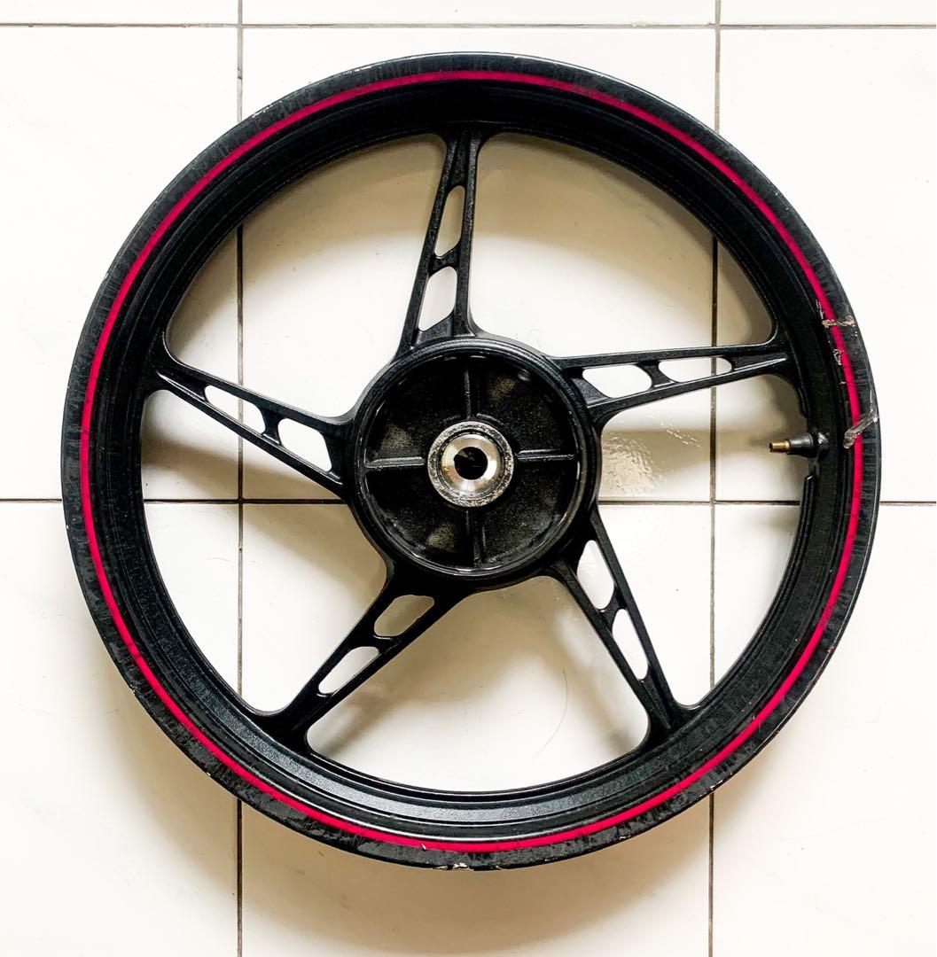 Yamaha LC135 V2 Original Rim, Motorbikes on Carousell