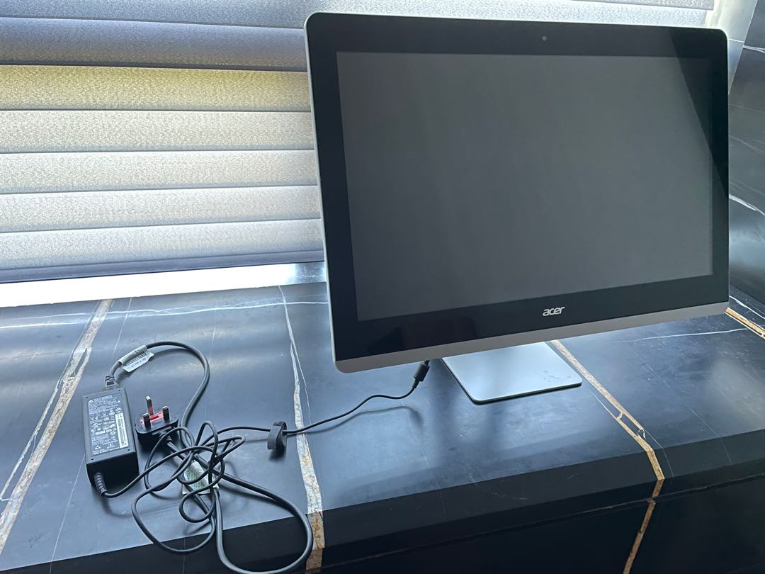 Acer personal computer/monitor , Computers & Tech, Desktops on Carousell